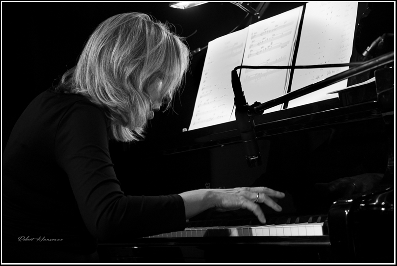 Belles ! Belles ! Belles ! Ils leur tirent le portrait : Anne Wolf ...