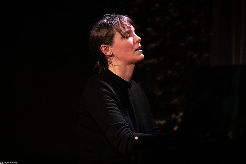 Eve Beuvens Solo et Angels Trio à la Jazz Station (Bruxelles, 04/03/23 ...